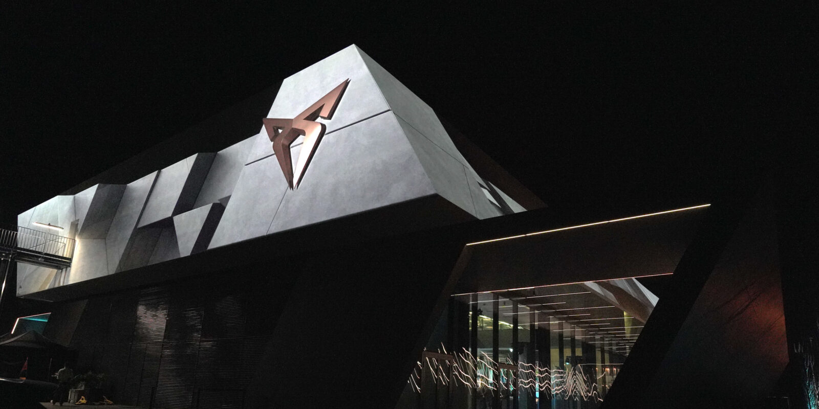 Cupra Headquarters Projection Mapping Opening Event - Tigrelab